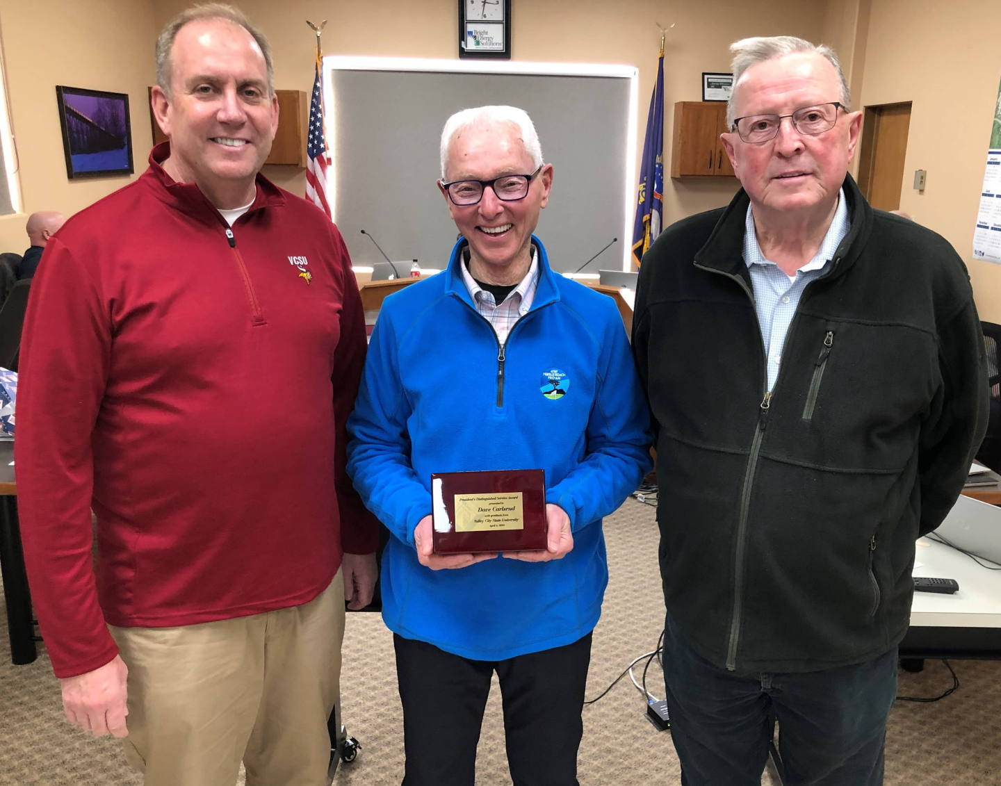 Carlsrud Receives Distinguished Service Award | Valley City State ...